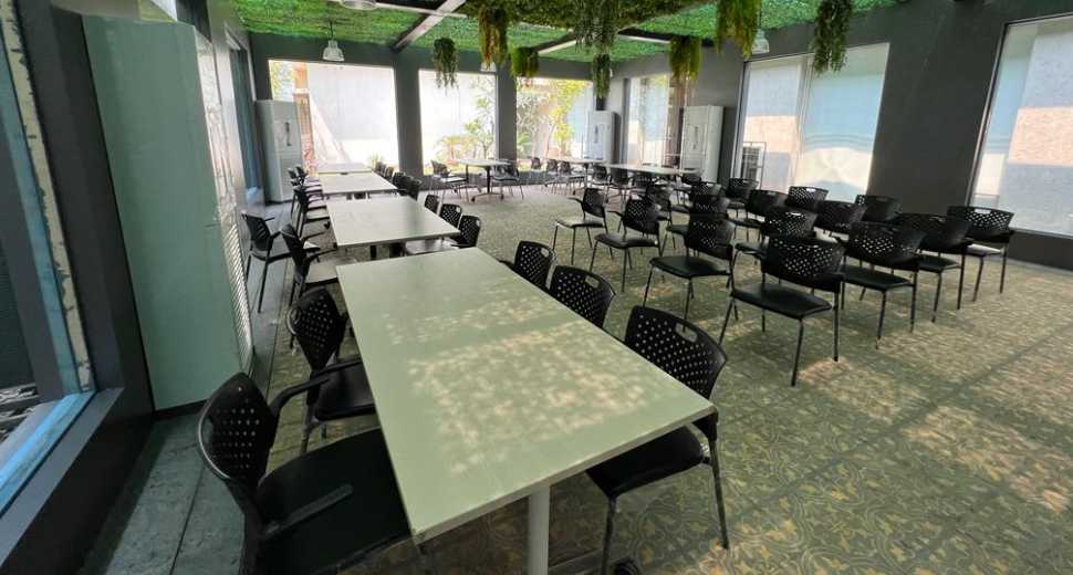 Builder Sales lounge